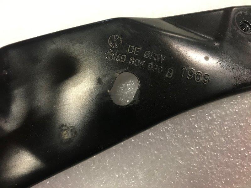 Support phare / calandre VW GOLF VI 2.0L TDI 06/2009 – 5K0806929 ...