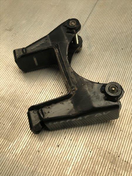 Gear-box Bracket VW POLO IV 9N 1.2 Essence 11/2008 – 6Q0199111K ...