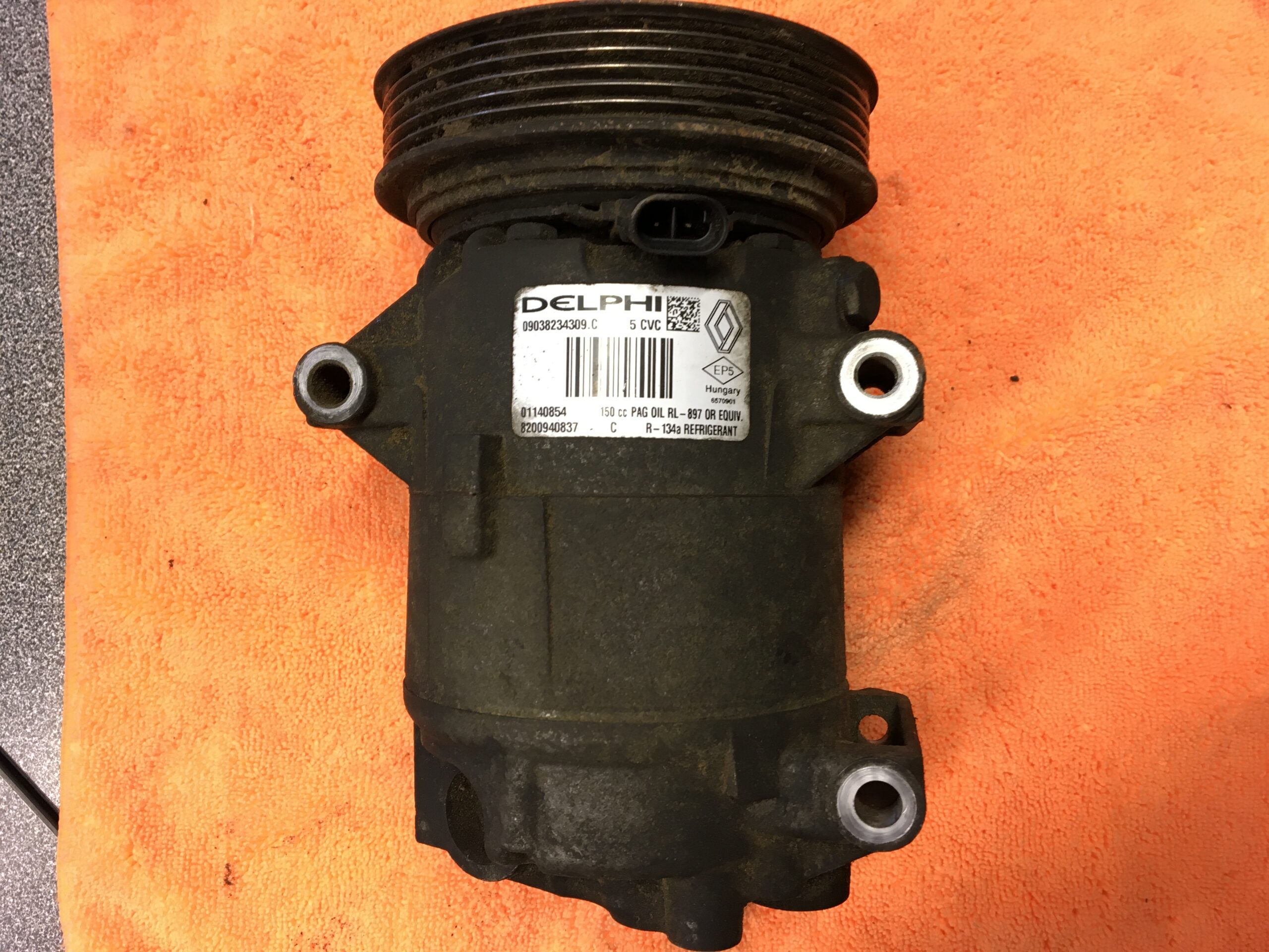 Air conditioning compressor Delphi 09038234309.C Renault 8200940837 ...